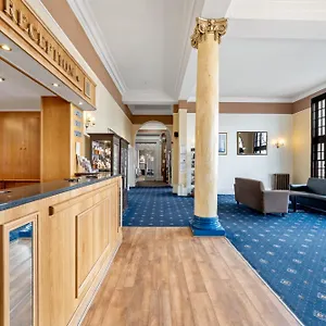 Whitby Hotels | Explore 26 Top Places to Stay