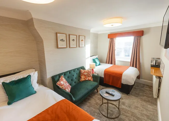 Whitby Hotels | Explore 26 Top Places to Stay